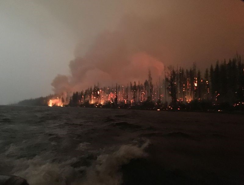 Howe Ridge Fire holds steady, evacuations remain in place